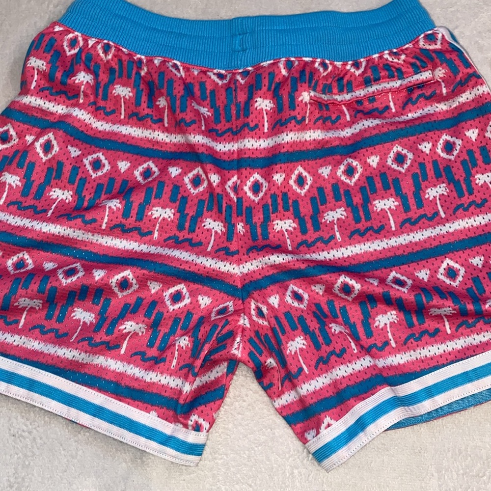 Chubbies Hot Pink Turquoise Palm Tree Gym Shorts Sz X… - Gem
